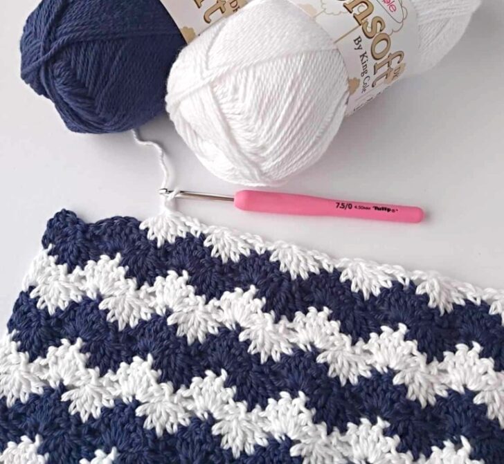 Crochet Baby Blanket Pattern - Crochet Easy